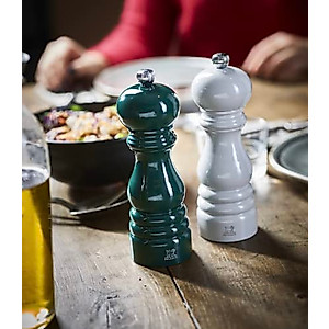 PEUGEOT - Paris Pepper Mill 18 cm - Paris Rama Collection - Classic Adjustment - PEFC Certified Wood - Made in France - Forest Green