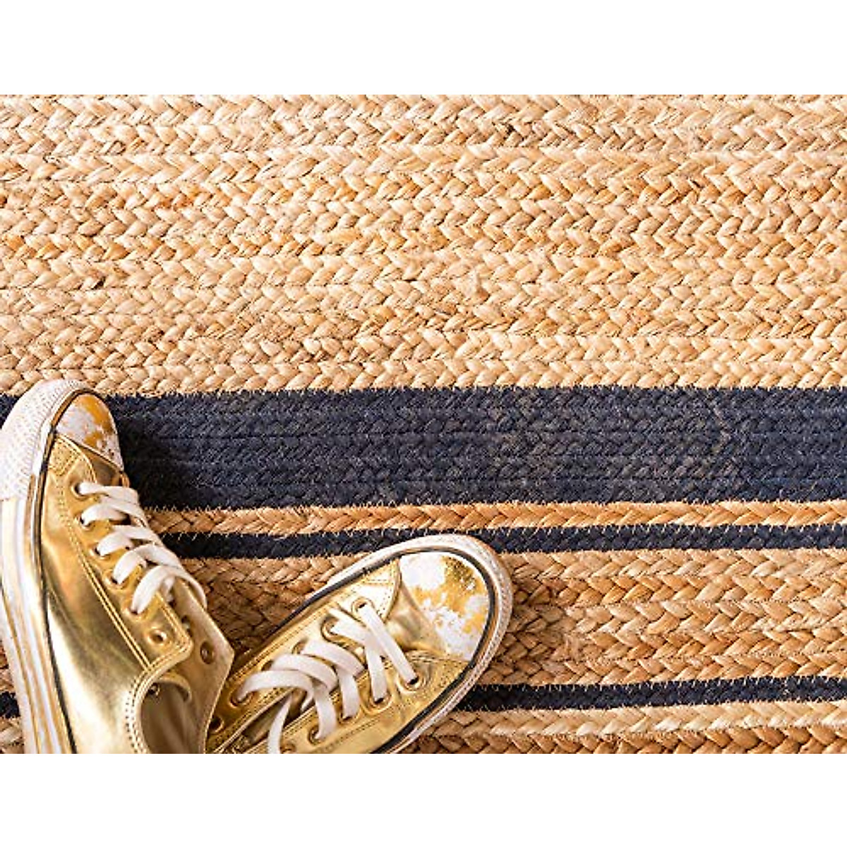Unique Loom Braided Jute Collection Classic Quality Made Hand Woven with Coastal Design Area Rug, 6 ft x 9 ft, Natural/Navy Blue