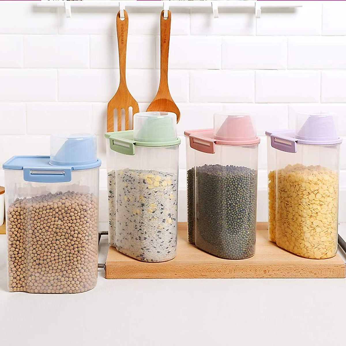 Pet Food Storage Container with Measuring Cup, Pour Spout and Seal Buckles Food Dispenser for Dogs Cats (Purple) 2.5L