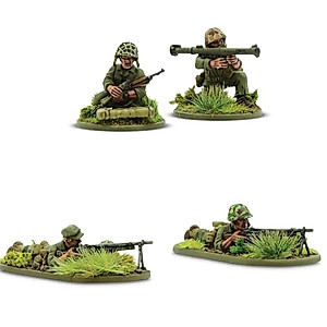 Blot Action US Marines Pacific Theater 1:56 WWII Military Wargaming Figures Plastic Model Kit