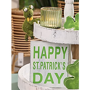 RM ROOMERS St Patrick’s Day Tiered Tray Decor, 4pcs Farmhouses St Patricks Day Table Decor, Irish Theme Wooden Shamrock Signs Table Centerpieces for March, Office, Home