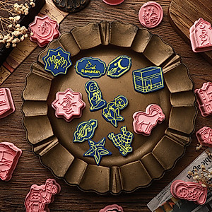 24 Pcs 3D Plastic Eid Mubarak Cookie Cutter Set Plunger Stamp Islamic Muslim Cookie Cutters Pink Baking Ramadan Gift Mosque Lantern Moon Embossed Fondant Mold Islamic Star Camel Biscuit Cutters