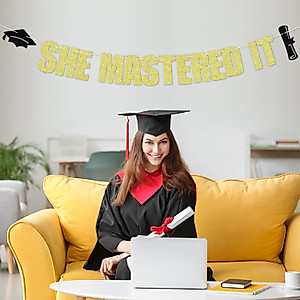 She Mastered It Banner, Masteres 2025 Banner, Girls Happy Master Degree Party Decorations 2025, Glittery Congrats Grad Decorations