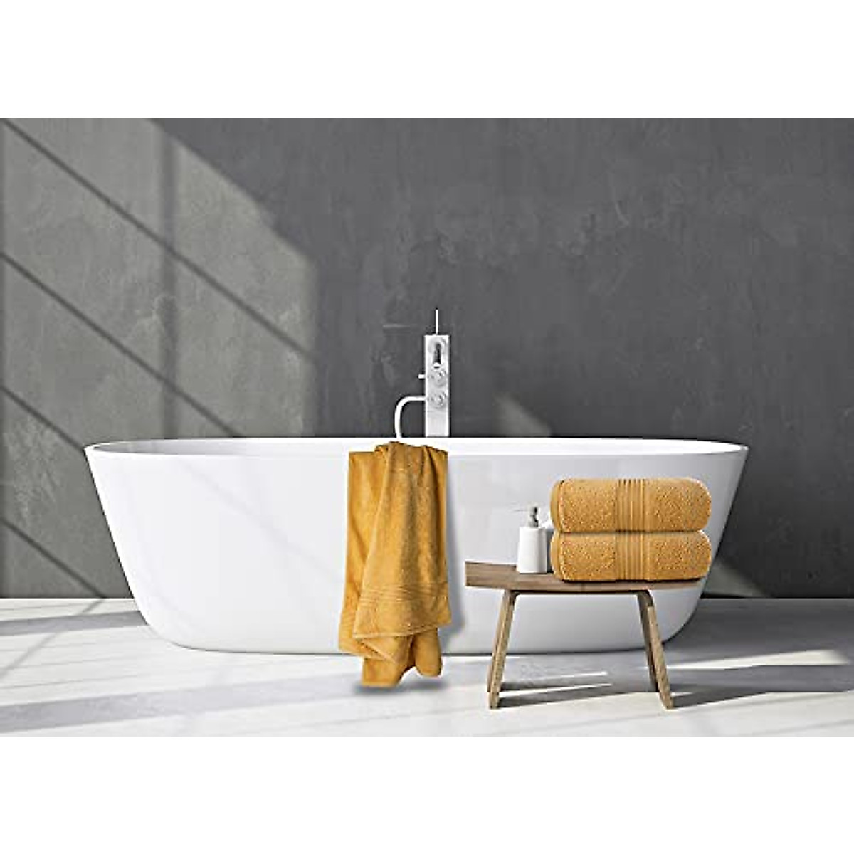 ZUPERIA 100% Combed Cotton Bath Sheet- 600 GSM- (35" x 70") 2 Pack Ultra Soft Large Bath Towels, Highly Absorbent Daily Usage Oeko-TEX Certified Ideal for Pool, Home, Gym (Beige)