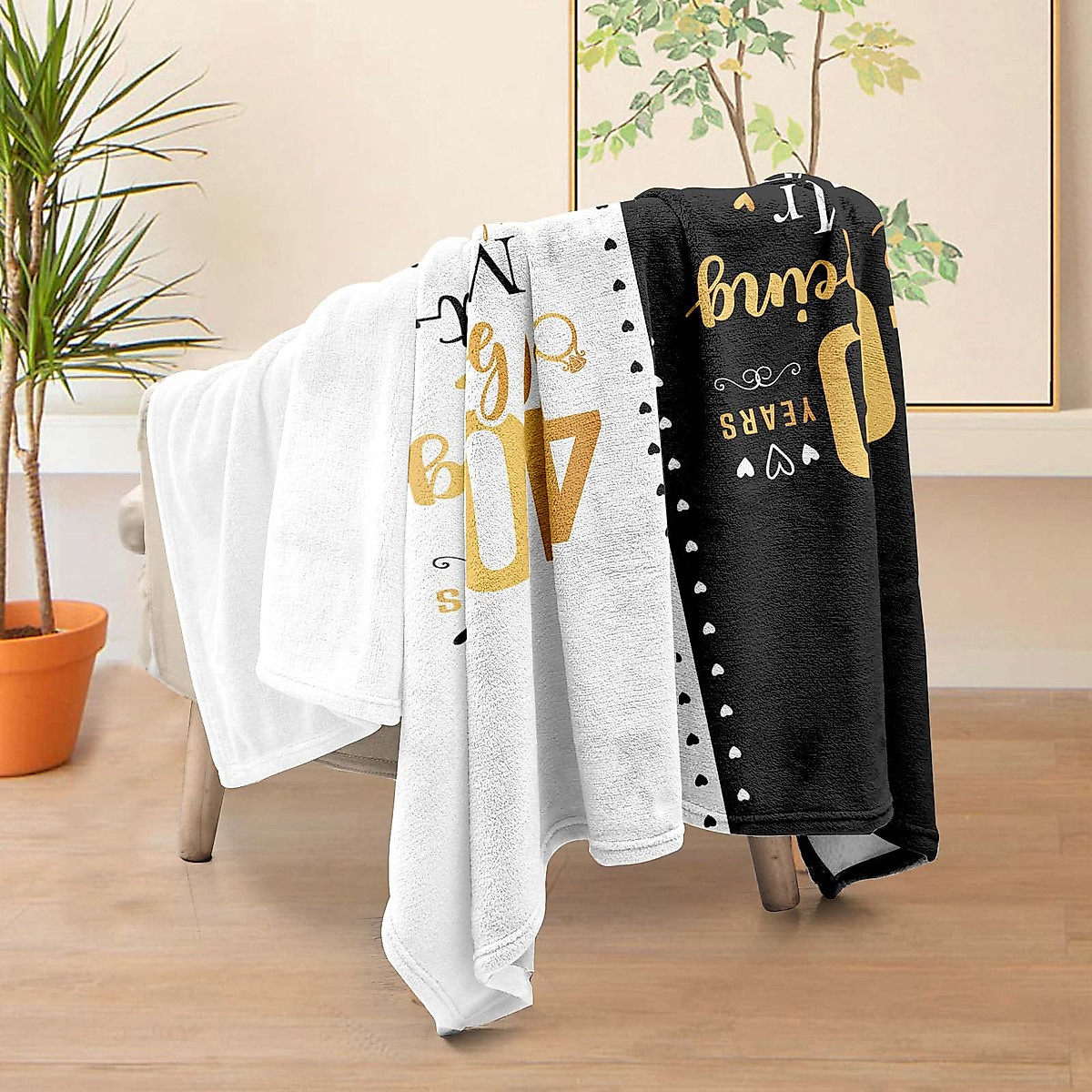 50th Wedding Anniversary for Couples Golden 50th Anniversary for Parents 50 Years of Being Mr. Right Mrs. Always Right Gift Wedding Anniversary Blanket Gifts for Husband Wife Parents Grandparents