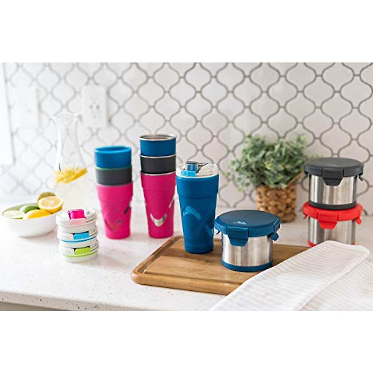 Arctic Zone Leak Proof Thermal Vacuum Insulated Food Jar Container with Safe & Easy 4 Lock Lid for Hot and Cold Food, 16oz Capacity - Blue