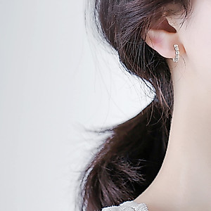 KINGWHYTE Daisy Hoop Earrings 925 Sterling Silver Lucky Flower Earrings Small Daisy Flower Huggie Earrings Jewelry Christmas Birthday Gifts for Women 15mm