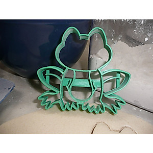 FROG WITH DETAIL AMPHIBIAN COOKIE CUTTER MADE IN USA PR4460