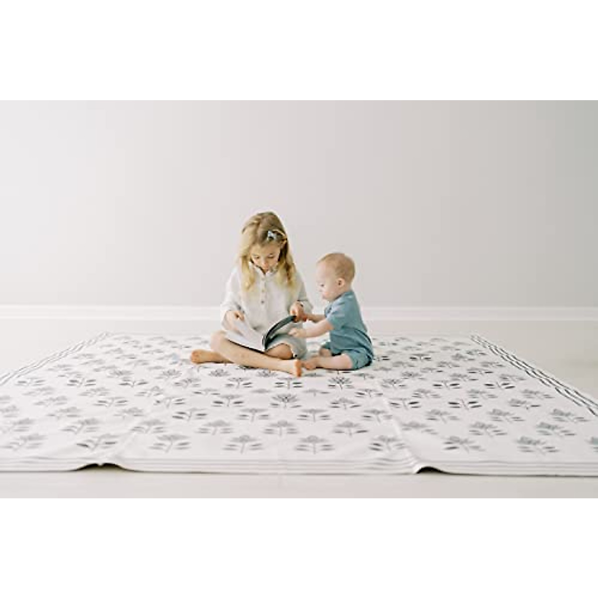 wander & roam Leather Play Mat | Non-Toxic | Waterproof and Sand Proof Beach Mat | Wipeable High Chair Floor Mat | Baby Floor Mat | Portable Picnic Mat (Petals Block Print Greige Large, 76x76)