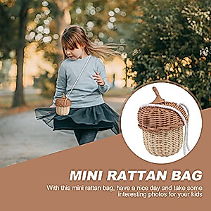 Garneck Womens Wallet Women's Tote Handbags Mini Crossbody Purse Kids Bag Rattan Woven Shoulder Bag Cute Pine Cone Basket Basket for Little Girls Boys, 5.5x3.5 Inch Teen Girl Purse Womens Wallets