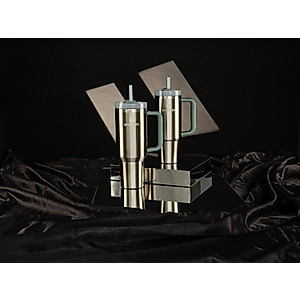 Stanley Quencher H2.0 Tumbler with Handle and Straw 30 oz | Flowstate 3-Position Lid | Cup Holder Compatible for Travel | Insulated Stainless Steel Cup | BPA-Free | Stainless Steel Shale