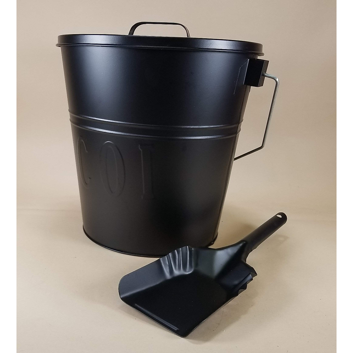 Carver's Olde Iron Black Ash Bucket fireplace w/ shovel and lid 14" tall x 13" across top