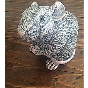 Rat Memorial Statue Grave Lawn Garden Monument Painted Mouse Art Decor Outdoor