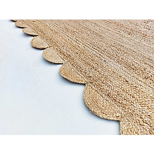 Gautam International Scalloped Natural Jute Area Rug, Natural Color (3'X5')
