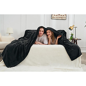 Commollis Oversized King Fleece Blanket 120x120 Inches, A whole Giant Huge seamless blanket for Families, Couples & Friends - Extra Large Big Soft Blanket - California King Warm Blanket 10x10