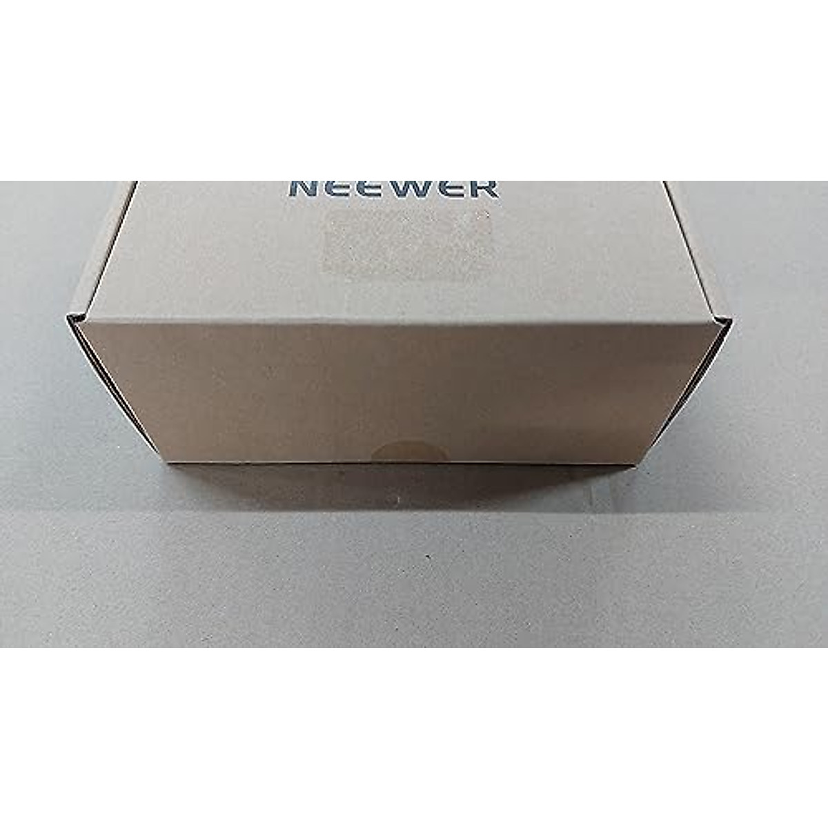 Neewer V Mount/V Lock Battery,94.7Wh 14.8V 6400mAh Mini Lightweight Rechargeable Lithium Battery for Broadcast Studio Video Camcorder, Compatible with Sony HDCAM XDCAM Digital Cinema Cameras, BP-V95