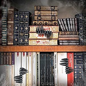 FAONIE Thriller Demon Hand Bookmark, Fashionable Devil's Hand Resin Bookmark Horror Halloween Bookmark The Best Gift for Friends Family Book Friends