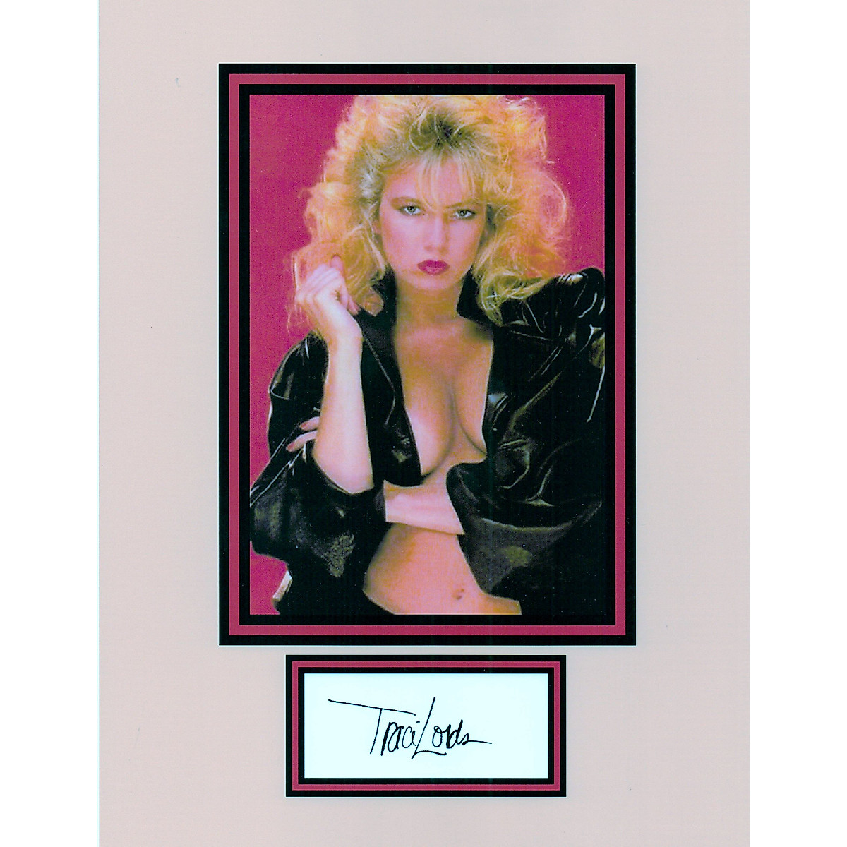 Kirkland Traci Lords 8 X 10 Autograph Photo on Glossy Photo Paper