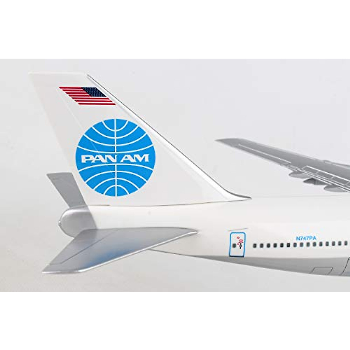 Daron SkyMarks Pan Am 747-100 1/200 Juan Trippe (SKR998)