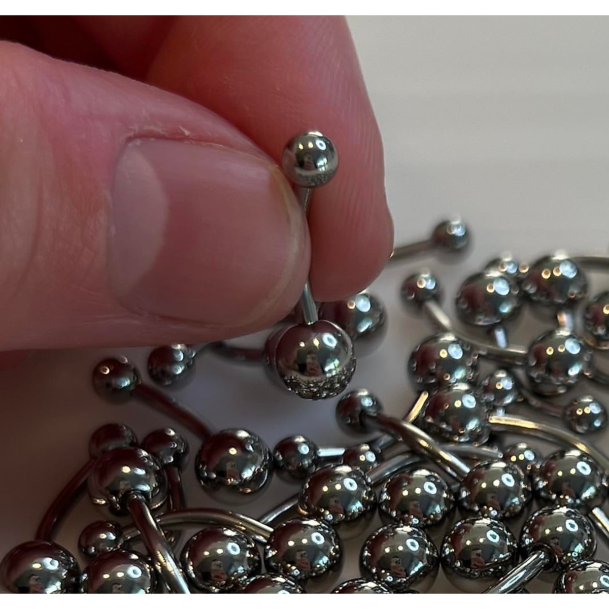 FIFTH CUE 14G Surgical Surgical Steel Belly Ring - 3/8" (10mm) 4x6mm Balls