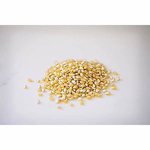 Amish Country Popcorn | 2 Lb Ladyfinger Kernels | Old Fashioned, Non-GMO and Gluten Free (2lb Bag)