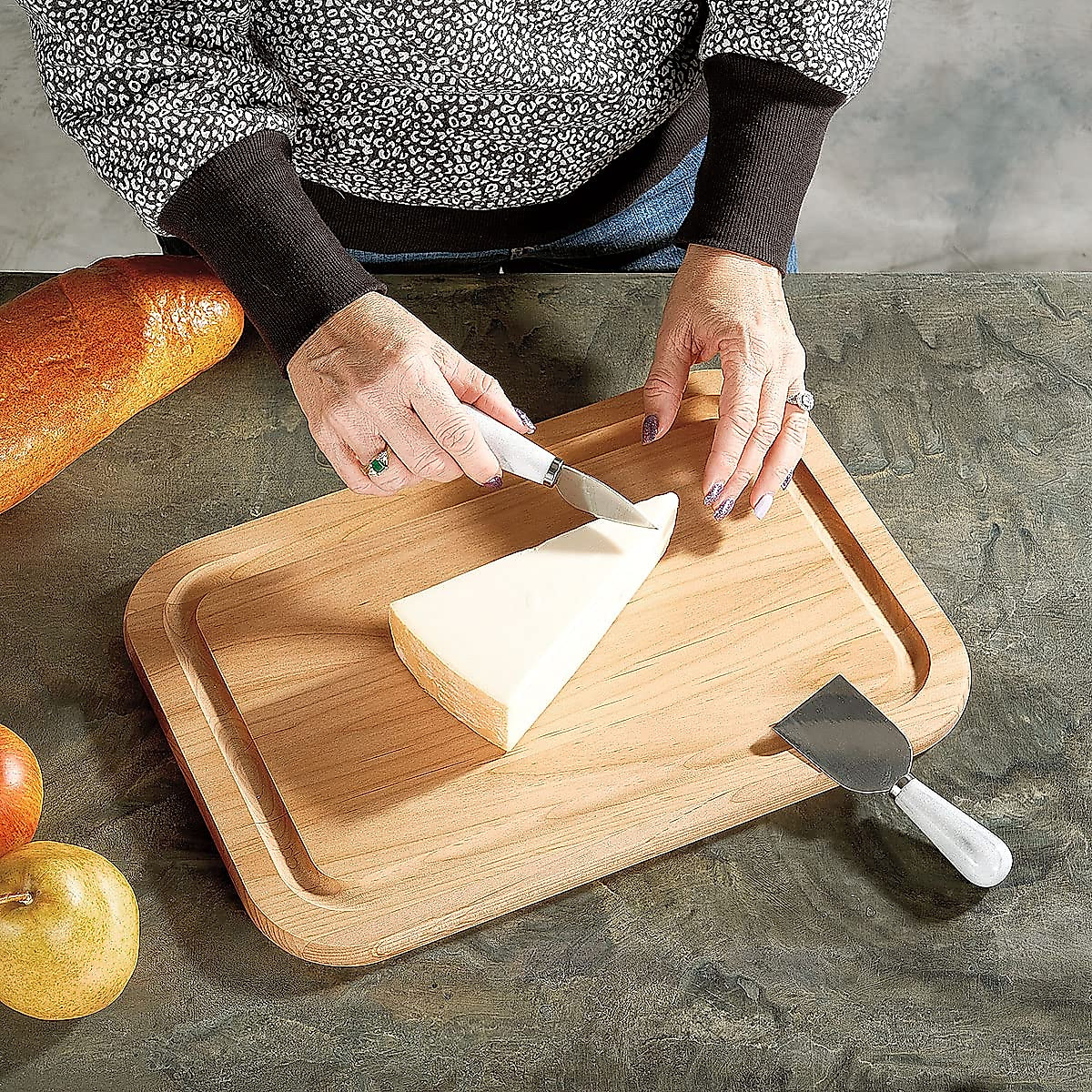 Initial Personalized Red Alder Wooden Cutting Board - Custom Engraved 11 x 16-Inch, Chopping and Serving Boards, Wedding and Housewarming Gifts, Add Initial and Last Name, by Lillian Vernon