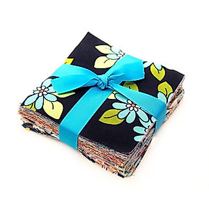 100 Pcs Fabric Strips Cute, Beautiful 100% Cotton Fabric Quilt Squares Scrappy, Width 5 inch Length 5 inch, Gift Assorted pre-Cut Charm Pack Squares, DIY Blanket