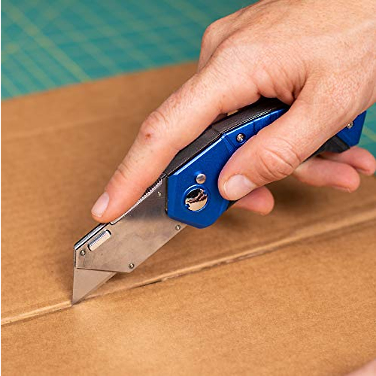 BirdRock Home Premium Folding Utility Knife with Sport Blade – Small Compact Pocket – Folding Box Cutter Tool – 3 Extra Razor Blades – Cut Cardboard Boxes – Locking Safety Knife Set – Heavy Duty