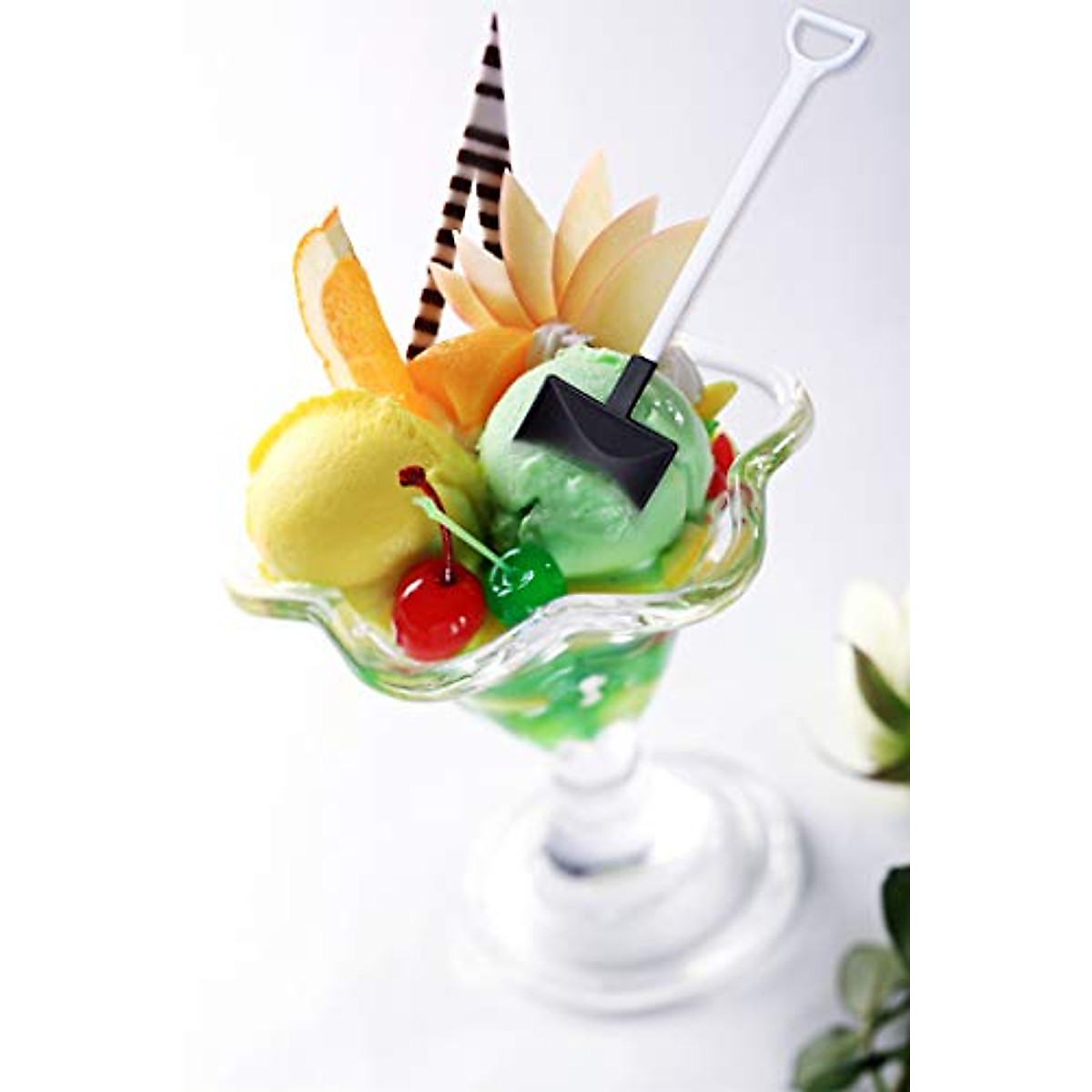 OaaXbbECco Novelty Mini Shovel Shape Spoons Cute Disposable Plastic Dessert Spoons (50 black+white model 2)