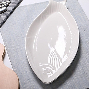 Kichvoe Large Fish Bowl Ceramic Fish Platter Fish Shaped Food Plate 18 Inch Dessert Appetizer Dish Snack Serving Tray Fruit Storage Plate for Sushi Dinner Tableware White Table Tray