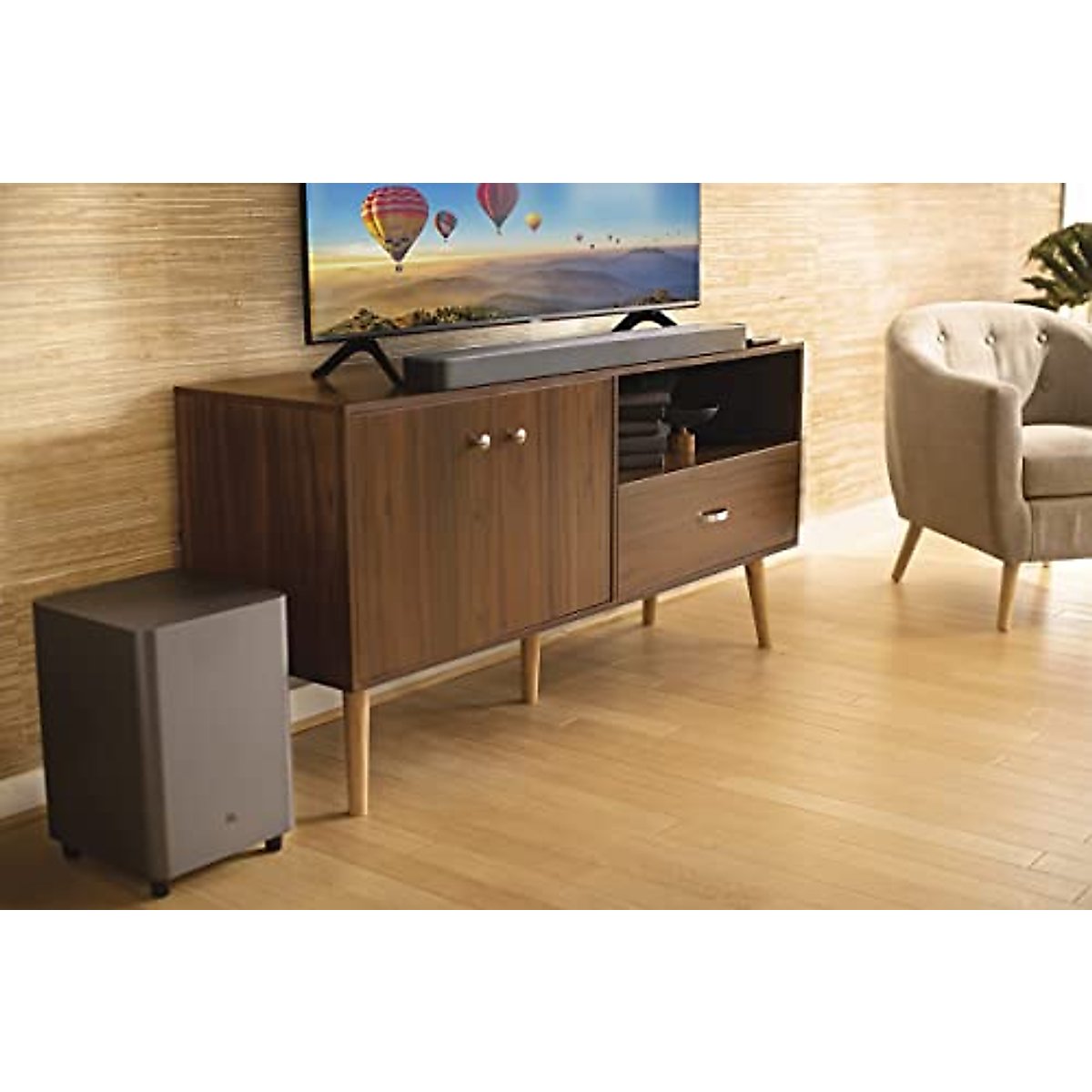 JBL Bar 5.1 - Soundbar with Built-in Virtual Surround, 4K and 10" Wireless Subwoofer (JBL2GBAR51IMBLKAM)