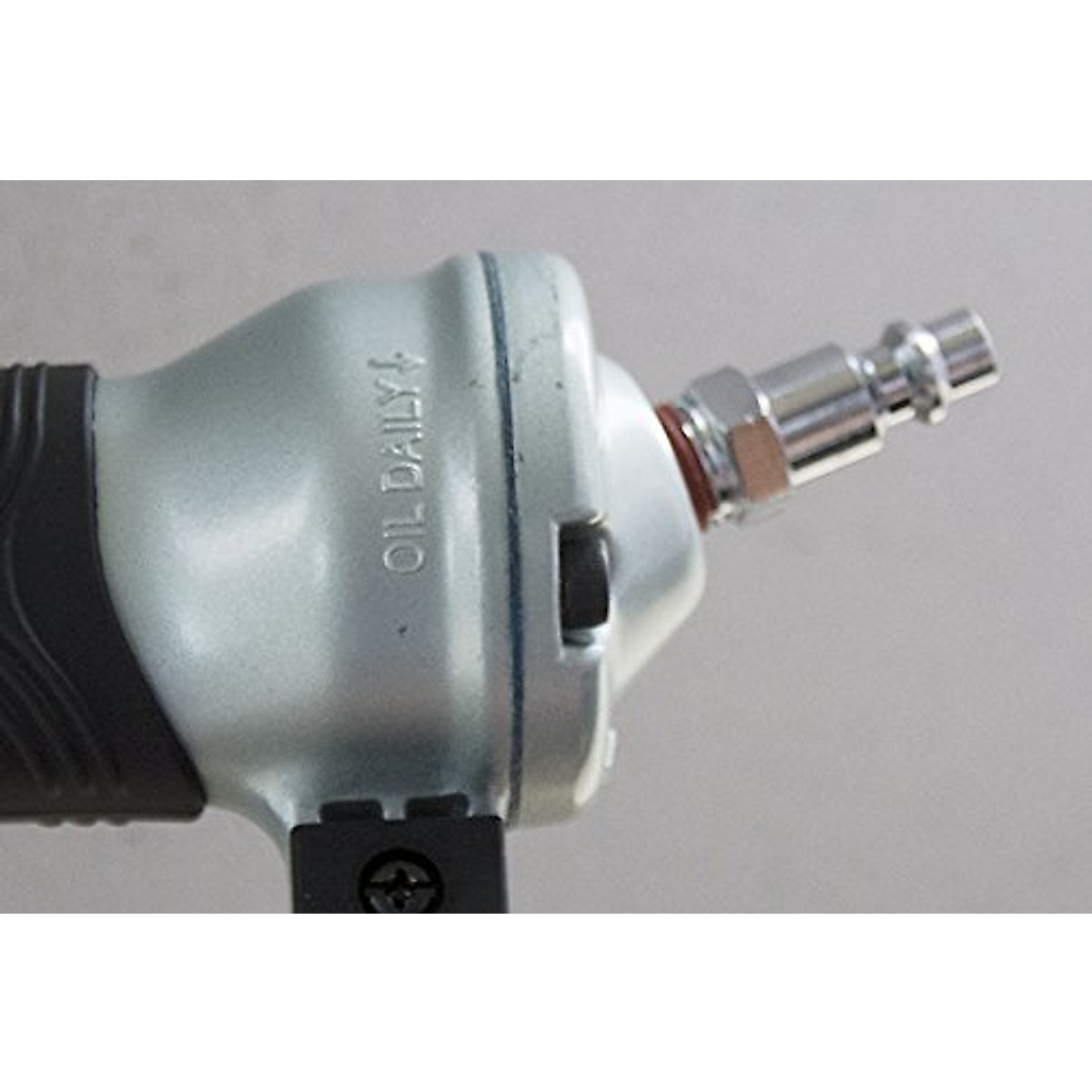 Hitachi NT50AE2 18-Gauge 5/8-Inch to 2-Inch Brad Nailer