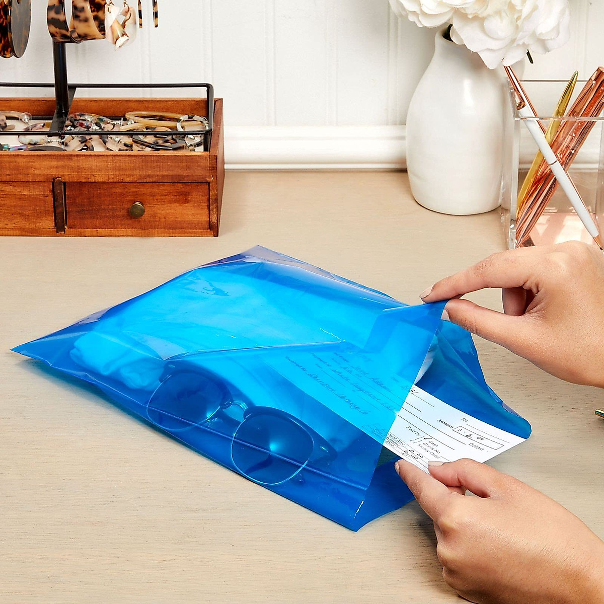 Blue Plastic Merchandise Bags with Handles for Retail, Party Favors (Medium, 100 Pack)