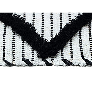 SISOSU Stripes Cotton Area Rug - Braided Black Carpets Suitable for Living Room, Bedroom, Dining Room, Home Décor - Handcrafted Traditional Rugs - Non-Skid - 4’ x 6’ - White & Black