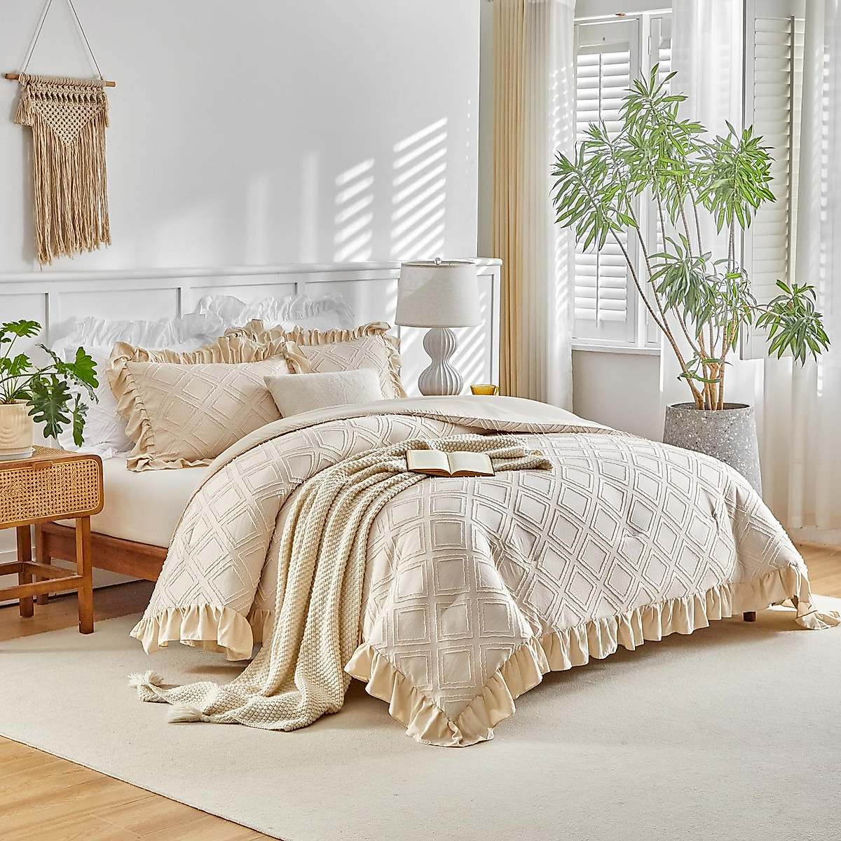 Tufted Ruffle Comforter Set Twin Size, 3 Pieces Beige Ruffled Farmhouse Comforters, Luxury Solid Color Soft and Embroidery Shabby Chic Boho Bohemian Bedding Set for Kids(1 Comforter + 2 Pillowcases)