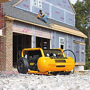 Dewalt D55146 1.6 Hp Continuous 200 Psi, 4.5 Gallon Compressor, 17" x 33.75" x 24.5"