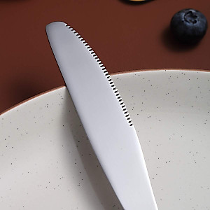 Berglander Dinner Knives Set Of 12, Stainless Steel Shiny Mirror Dinner Knife, Butter Knife Spreader Table Knives Sturdy And Dishwasher Safe