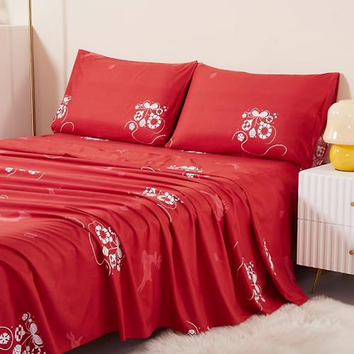 Vaulia Soft Microfiber Sheets, Print Pattern Christmas Holidays, Jingling Bell and Reindeer Print 4-Piece Set (1 Fitted Sheet 1 Flat Sheet 2 Pillowcases), Full Size