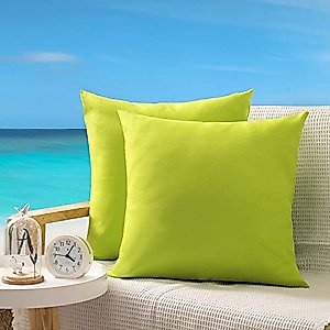 OHCOZZY Pack of 2 Outdoor Pillow Covers, Waterproof Decorative Throw Cushion Case Pillowcase for Garden Patio Furniture 18x18 Inch Apple Green