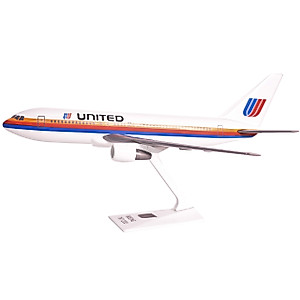 Flight Miniatures United (76-93) 767-200 1:200 Scale - Plastic Snap-Fit Model Airplane - Collectible Replica of United Airlines Aircraft - Part# ABO-76720H-002