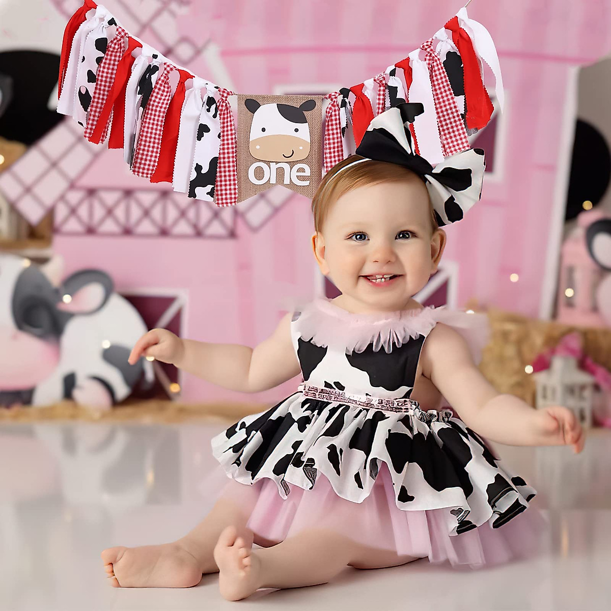 Farm Cow for First Birthday Highchair Banner - Boy or Girl High Chair One First 1st Barnyard Smash Cake Cow Western Fabric Picnic Decorations Cow , Party Decor for Baby Showers (Farm Cow Highchair