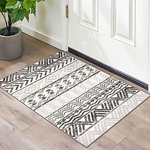 Lansny Moroccan Entryway Rug Indoor 2x3 Washable Rug Non-Slip Vintage Soft Small Area Rug Beige Grey Kitchen Mats Accent Thin Soft Print Faux Wool Floor Carpet Throw Rugs for Entrance Bedroom Office