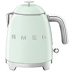 SMEG Mini 50's Retro Style 3 Cup Electric Kettle with Double Wall Anti Slip Base and Water Level Indicator (Pastel Green)