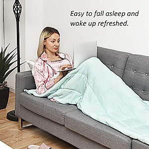 Giantex Cooling Weighted Blanket for Adults 20lbs |60"x 80" | Queen Size, Luxury Cooling Silk Sewed in Cotton Fabric-Soft to Touch & Nano-Glass Beads, Premium Heavy Blankets for Quality Sleep