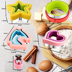 Sandwich Cutter and Sealer for Kids 4pcs Large Bread Decruster Sandwiches Cruster Maker Vegetable Fruit Cookies Food Cutter Shapes Set for Boys Girls Lunch Bento Box Unicorn Star Heart Round