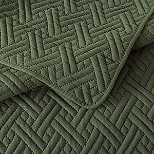 WDCOZY Green Quilts Queen Size Bedding Sets with Pillow Shams, Olive Lightweight Soft Bedspread Coverlet, Quilted Blanket Thin Comforter Bed Cover, All Season Summer Spring, 3 Pieces, 90x90 inches