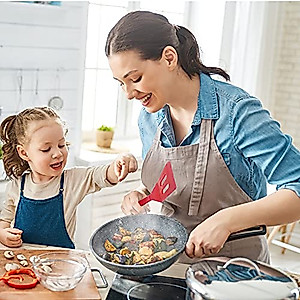 DLAND 2 Pcs Mini Spatula Serving Spatula Flexible Nonstick Silicone Heat-Resistant Cookie Spatula Slotted Spatula for Flip Egg in Small Frying Pan Cookie Batter Cookware Cooking Baking(Red and Black)