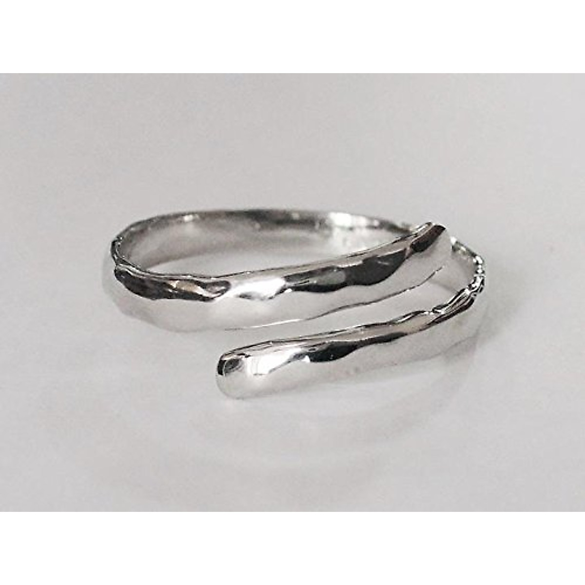 SOVATS Hammered Thumb Ring for Women 925 Sterling Silver Rhodium Plated - Simple, Stylish &Trendy Nickel Free Ring, Size 11
