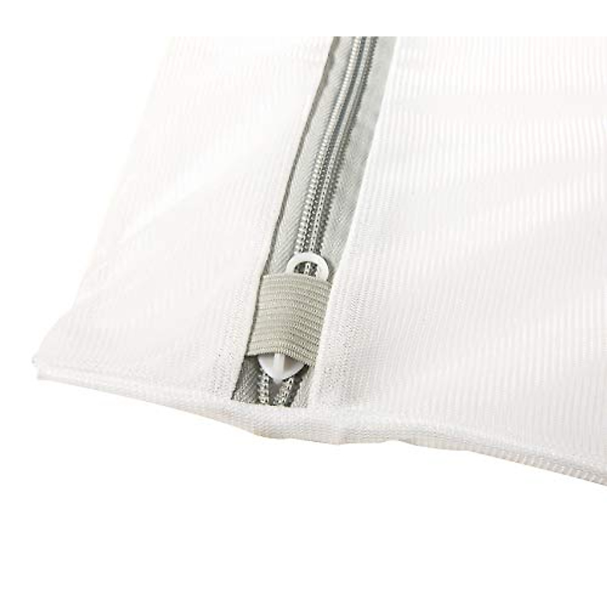 Laura Ashley Large Laundry Delicates with Zipper Closure to Protect Clothes Mesh Wash Bag, Clear