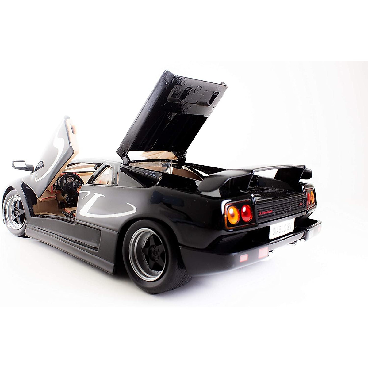 Maisto 1:18 Scale Lamborghini Diablo SV Diecast Vehicle, Black and White (31844BK)